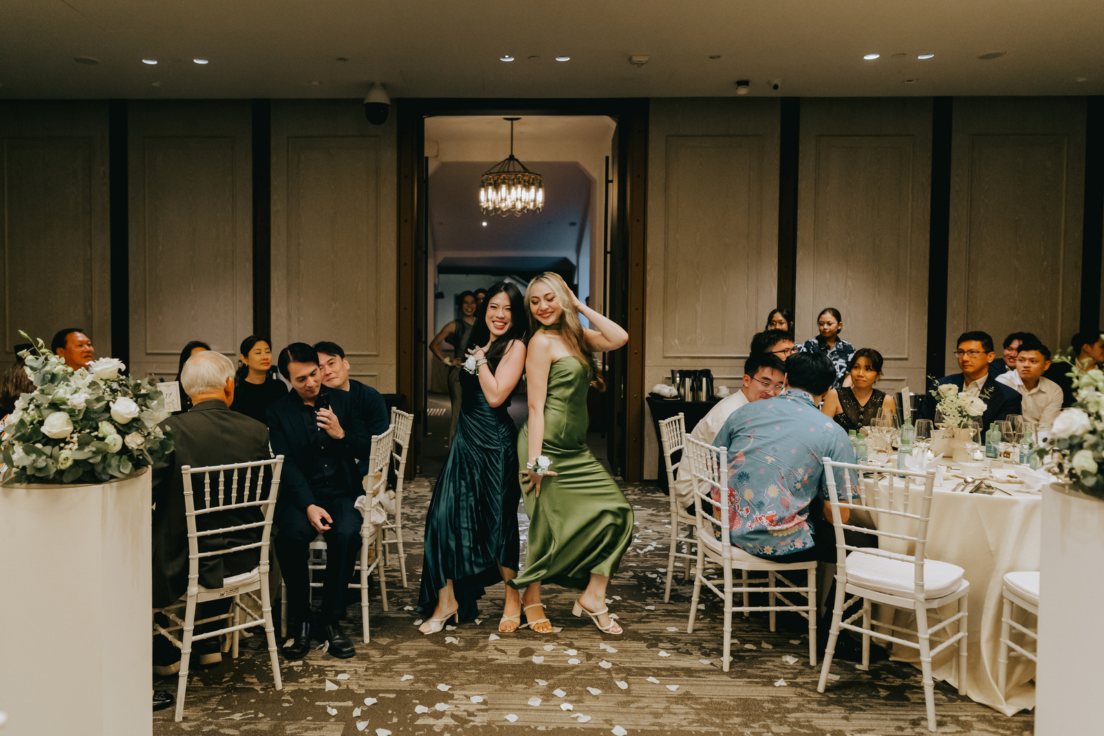 Jin And James's Warm, Relaxed Wedding At The Outpost Hotel Sentosa