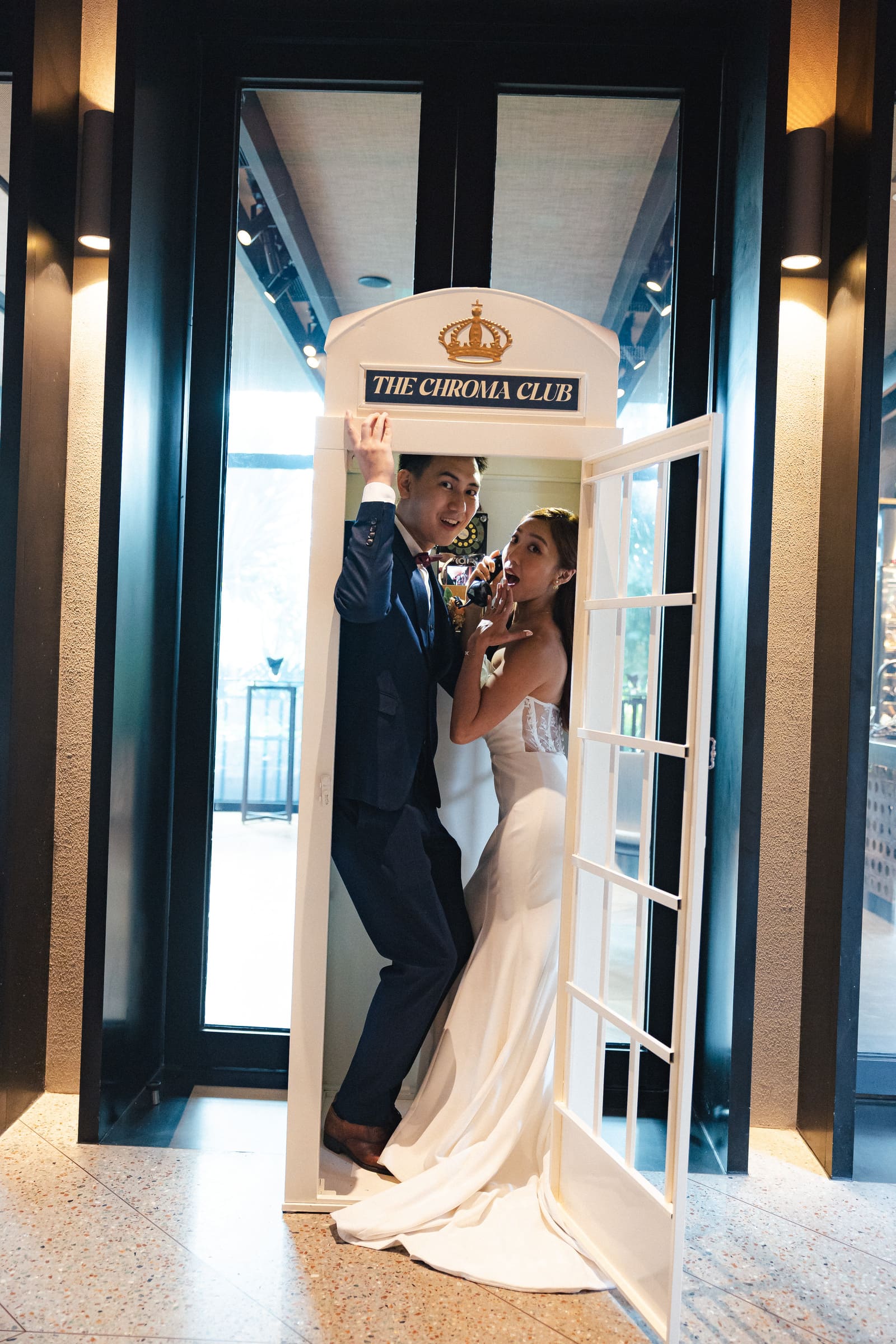 Yu Rong and Tzin's Joyful, Bubbly Wedding at Quenino at Artyzen ...