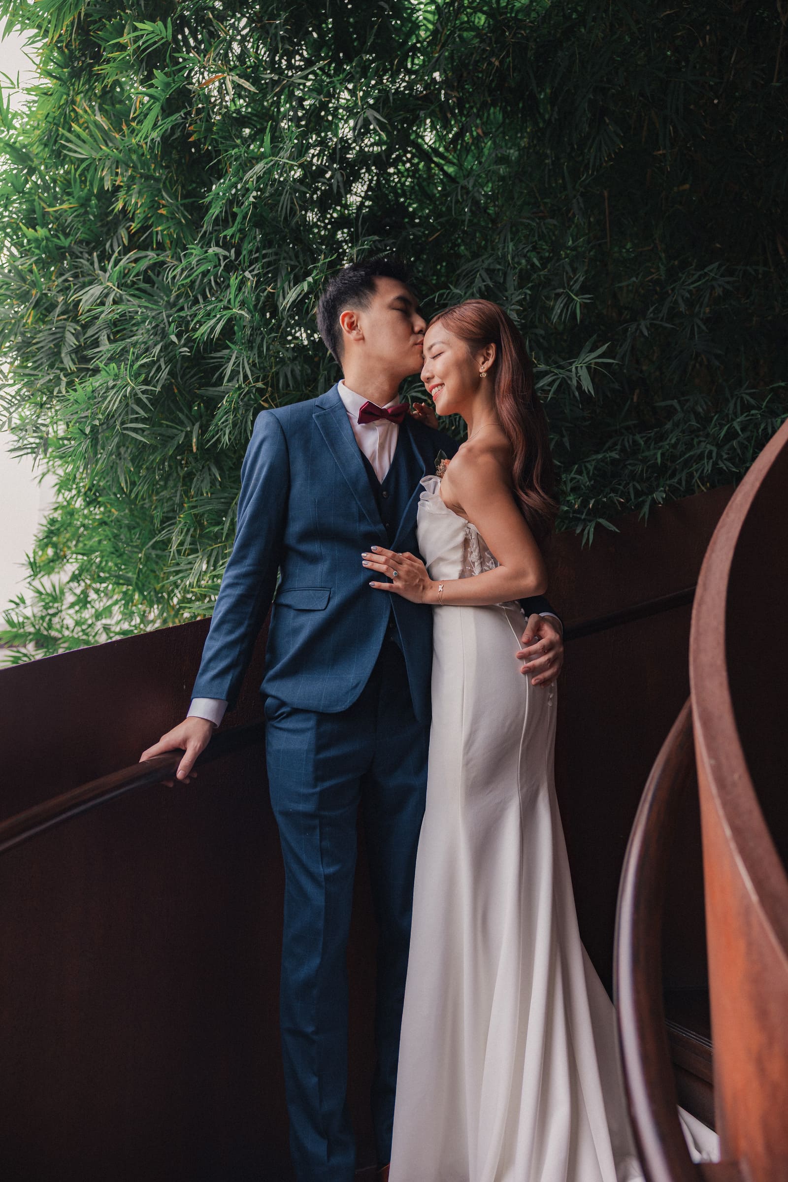 Yu Rong and Tzin's Joyful, Bubbly Wedding at Quenino at Artyzen ...