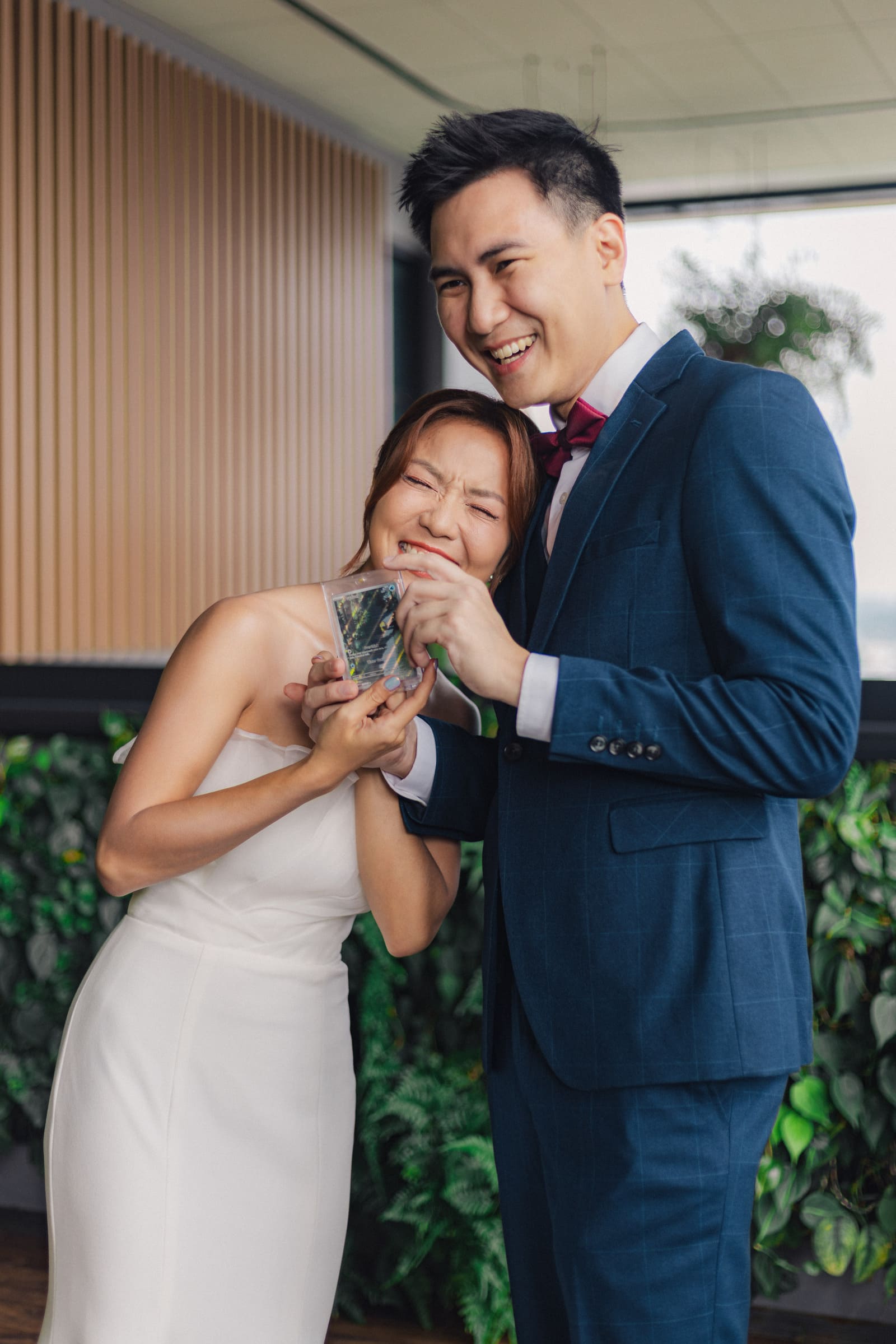Yu Rong and Tzin's Joyful, Bubbly Wedding at Quenino at Artyzen ...
