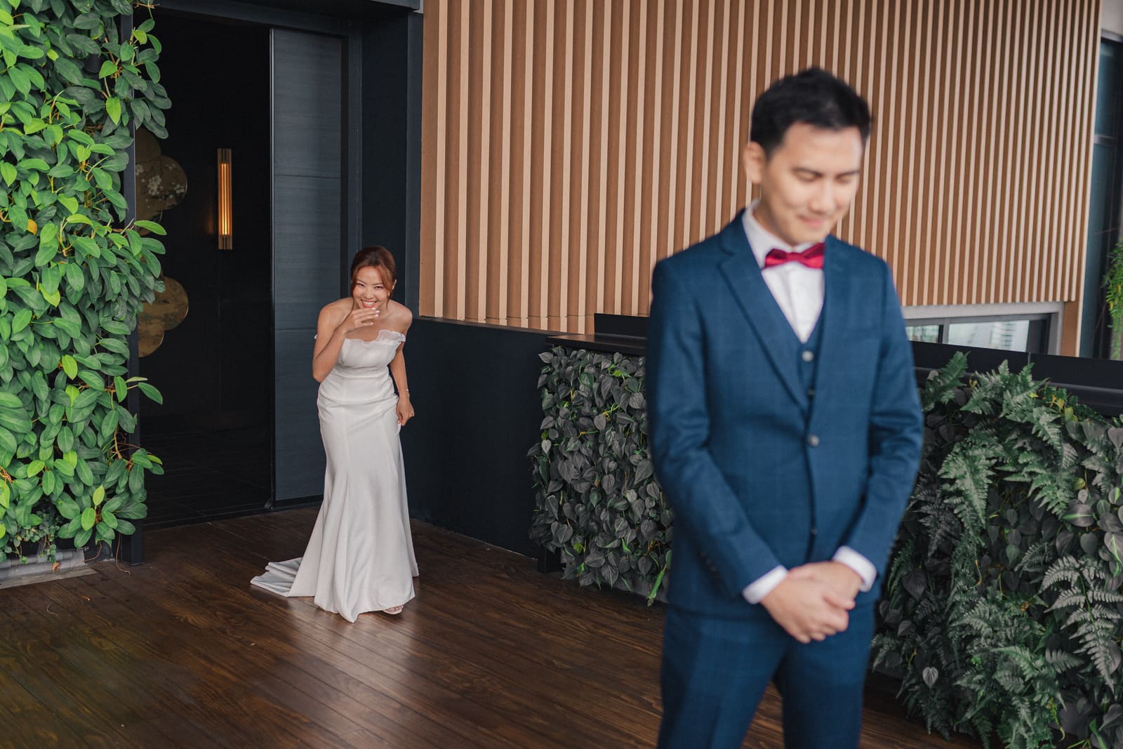 Yu Rong and Tzin's Joyful, Bubbly Wedding at Quenino at Artyzen ...