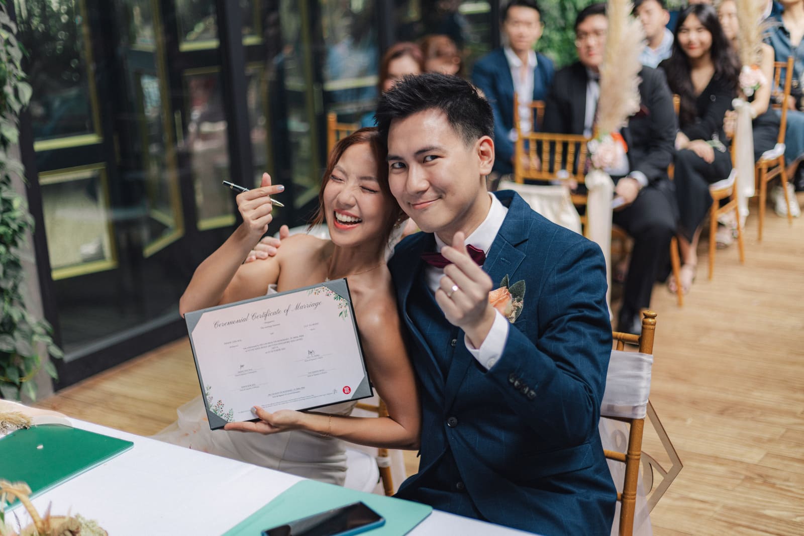 Yu Rong and Tzin's Joyful, Bubbly Wedding at Quenino at Artyzen ...