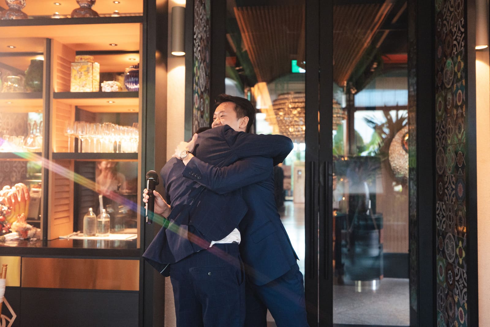 Yu Rong and Tzin's Joyful, Bubbly Wedding at Quenino at Artyzen ...